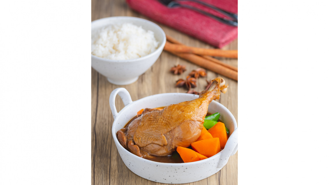 Ohm Cuisine | ไก่อบ (Chinese Stew Chicken Thigh)